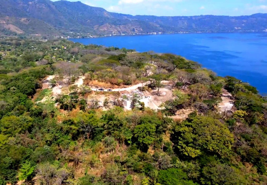 Así ignoró Medio Ambiente la construcción ilegal en el cerro Afate ...